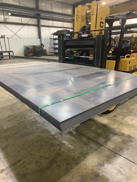 Home | L&R Manufacturing, LLC | New Hampton, IA